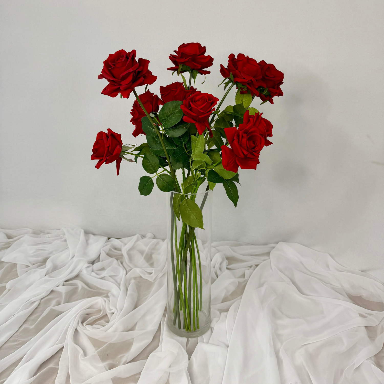 Valentine's Day – Realistic Artificial Flowers